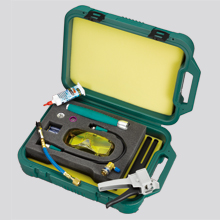 Refco UV-8-KIT UV Lamp Kit Complete In Plastic Case