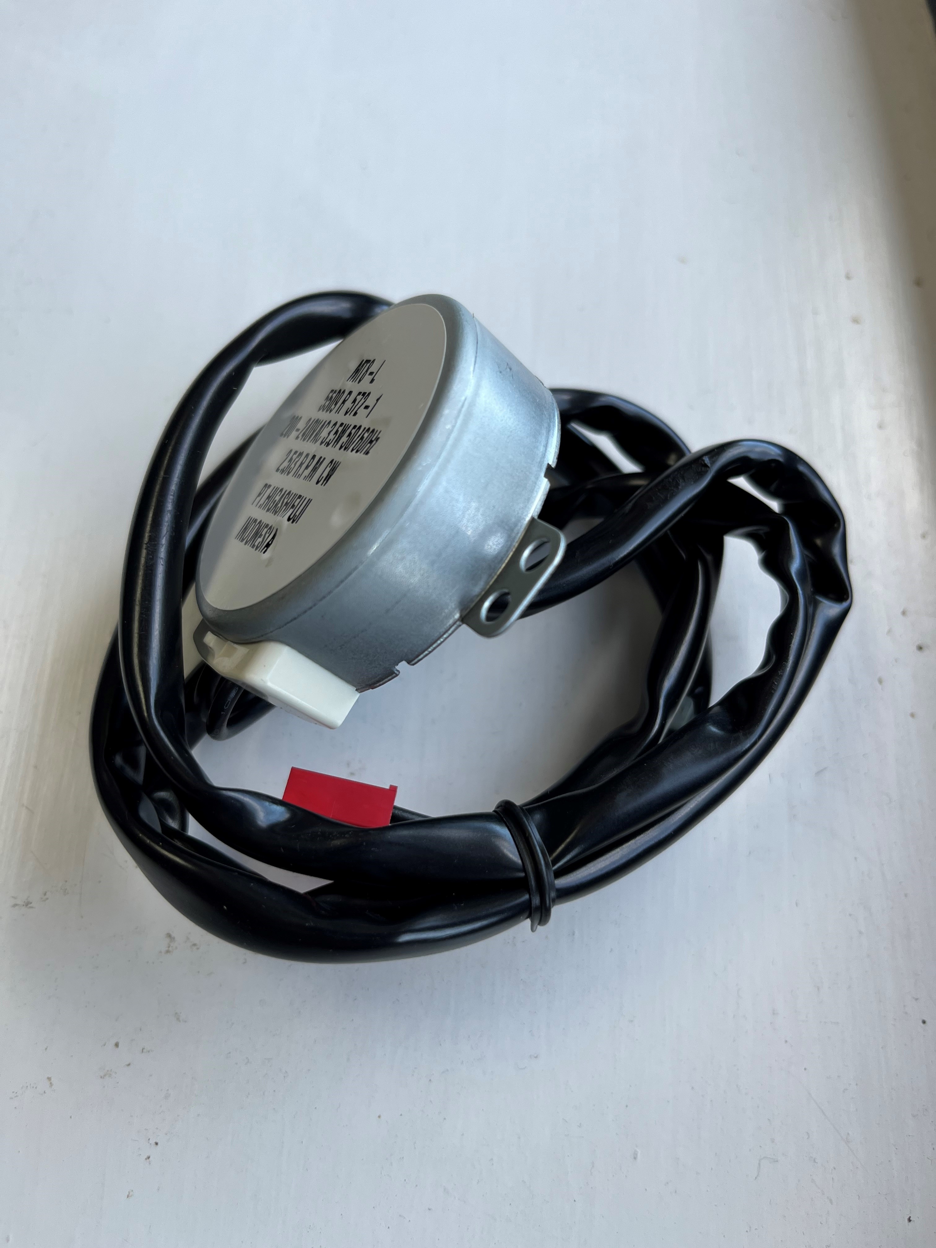 DAIKIN 090489J SWING MOTOR 220V - 3,5W MT8-L